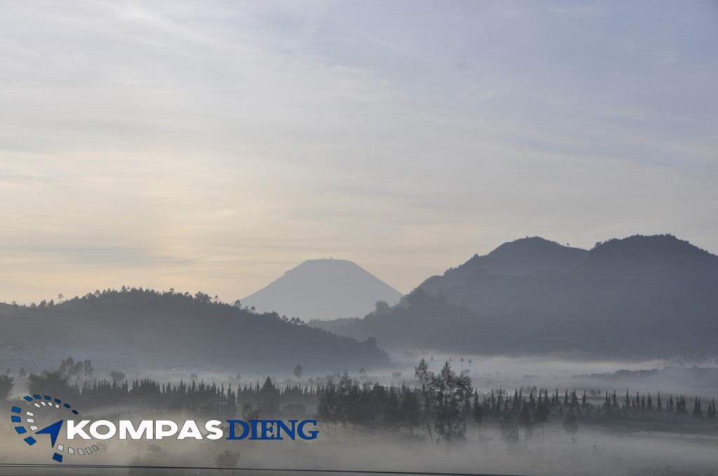 Fenomena Embun Upas Atau Salju Dieng | Paket Wisata Dieng | Obyek ...